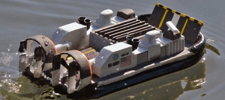 US-NAVY Luftkissenfahrzeug LCAC-101 - SchiffsModell